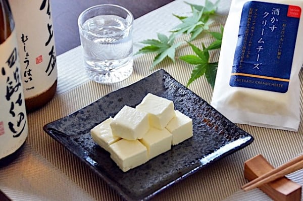 ちょっぴりリッチなおつまみや手土産に！「三原食品のクリームチーズ」を紹介 | Kaubel